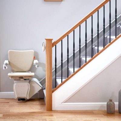 What is a Stairlift Easy Hinge? | Blog | Modern Mobility